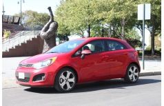 2013 Kia Rio SX Review: Quirky Hatchback Gets Some Tech Love | 2013 Kia ...