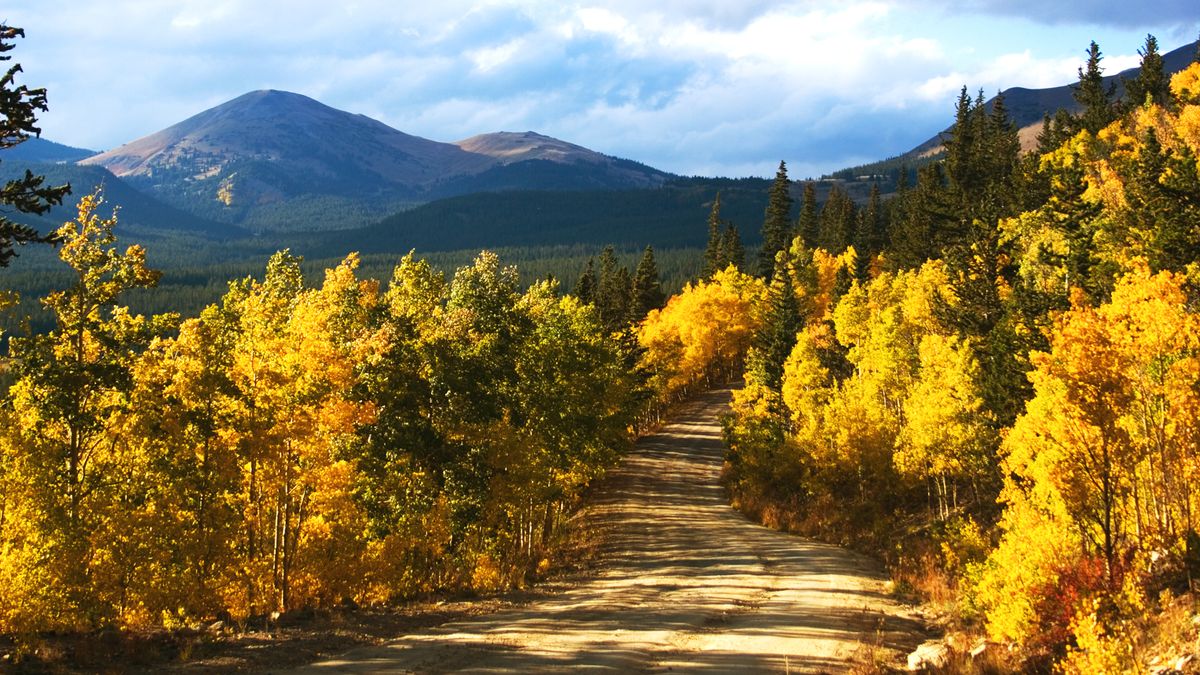 5 ideas for celebrating the autumnal equinox outdoors | Advnture