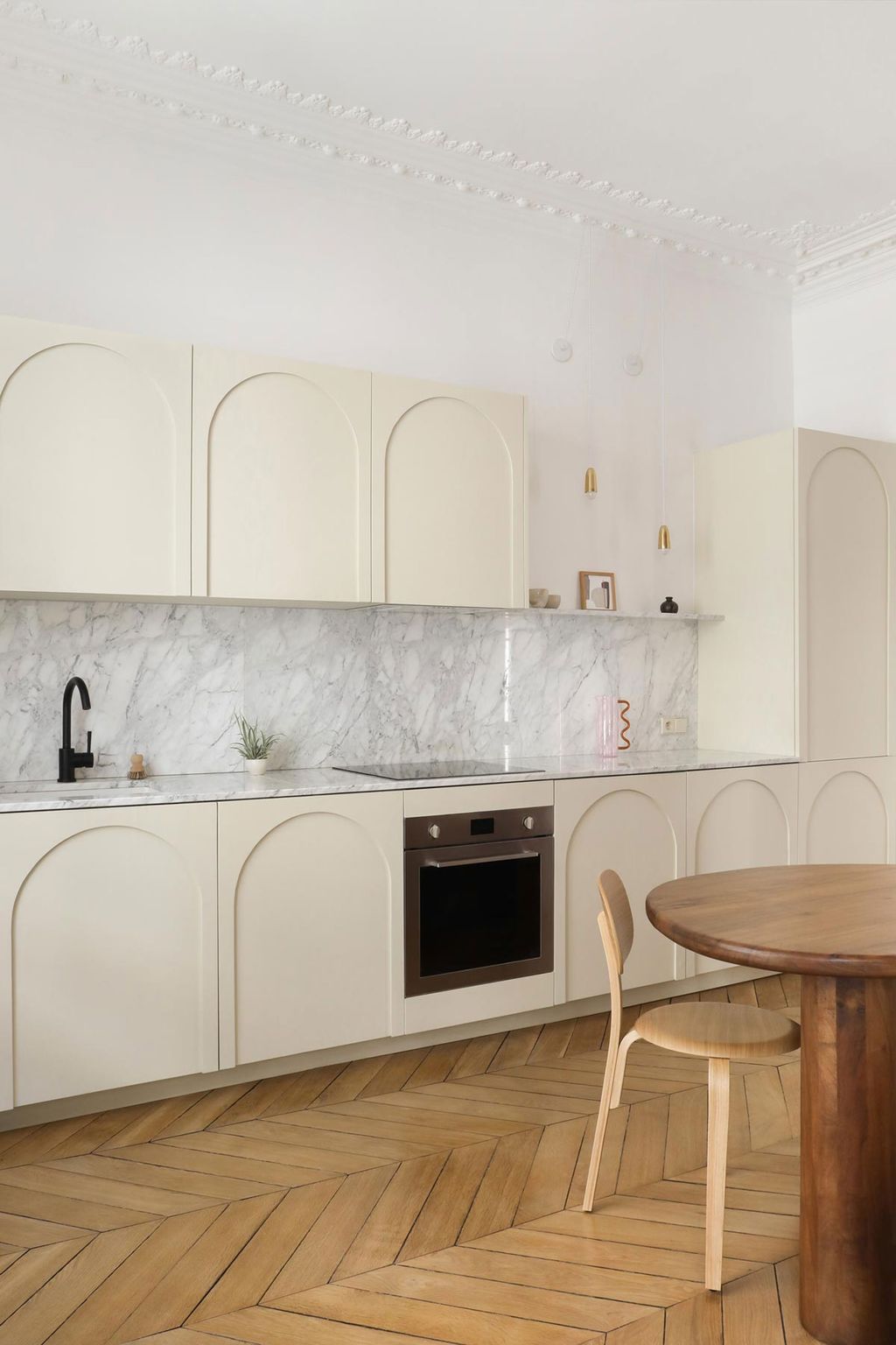 Arched Kitchen Cabinets Are Trending — How to Get the Look | Livingetc