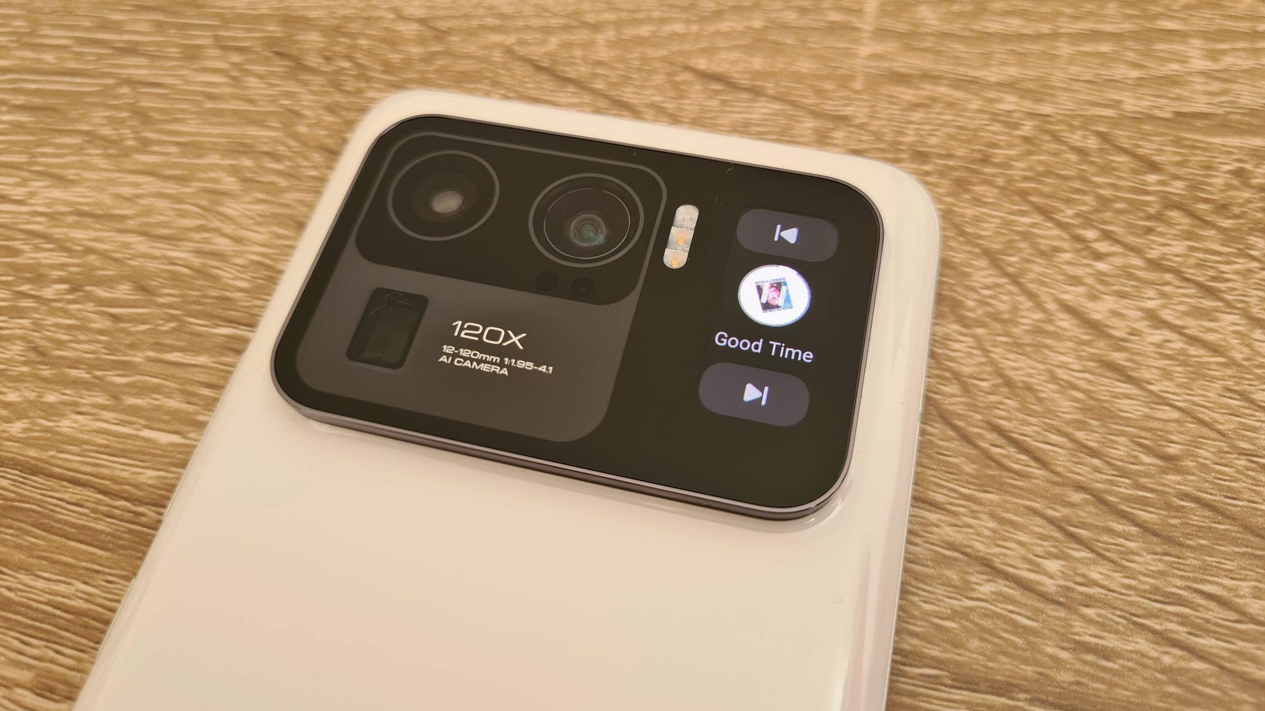 Xiaomi plans to smash iPhone and Samsung with a true Android phone ...