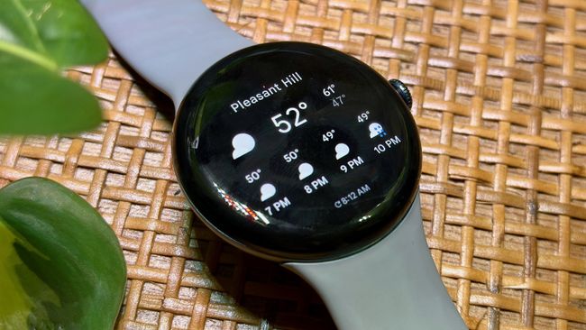 Google Pixel Watch 3: Specs, new tricks, and Pixel Watch 2 comparison ...