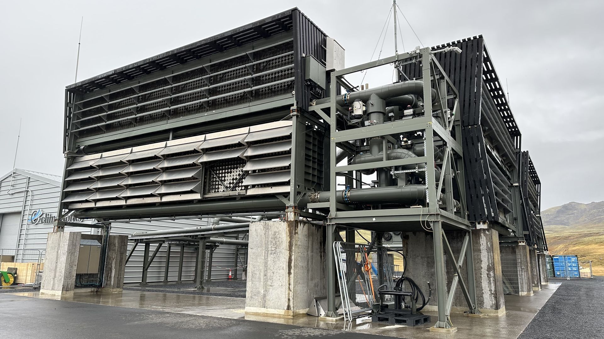I visited Climeworks in Iceland, where Microsoft is betting big on air ...