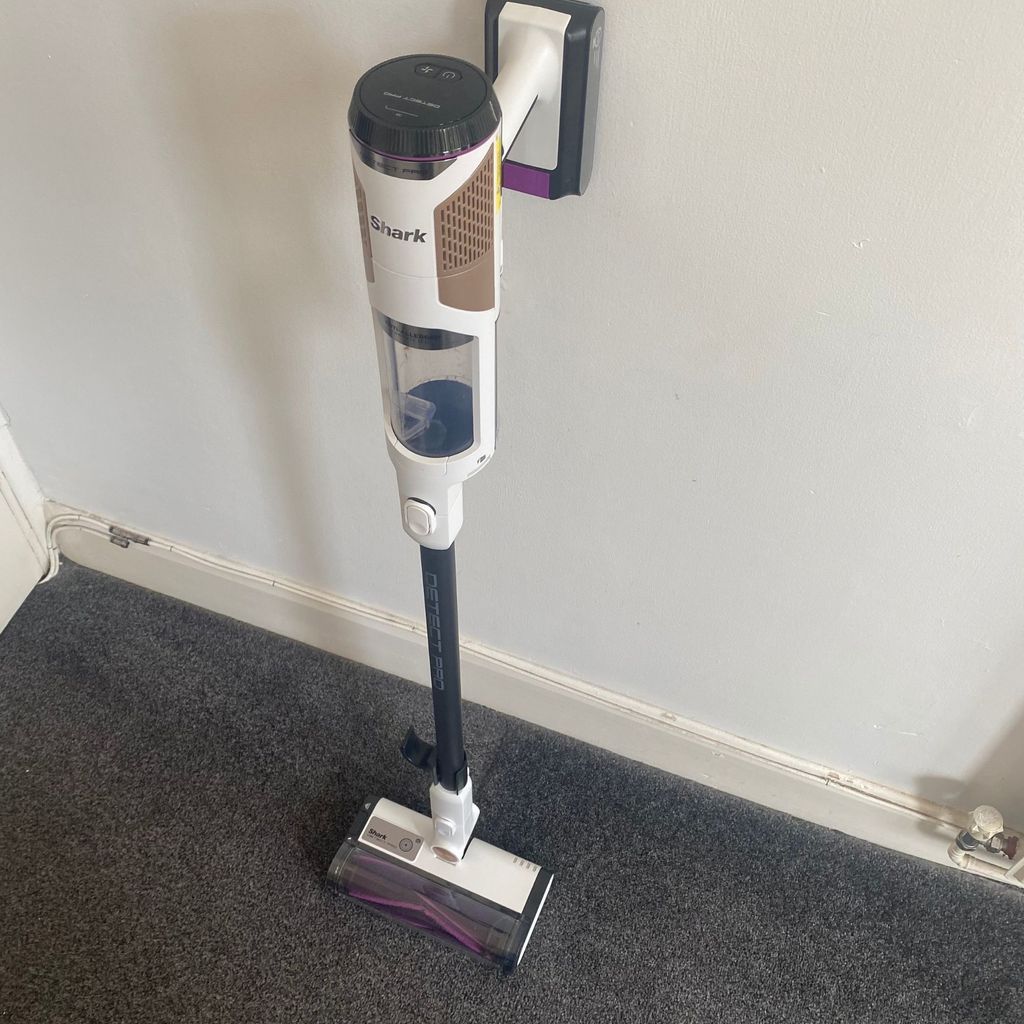 I tried the brand new Shark vacuum - here's why I think it's the best ...