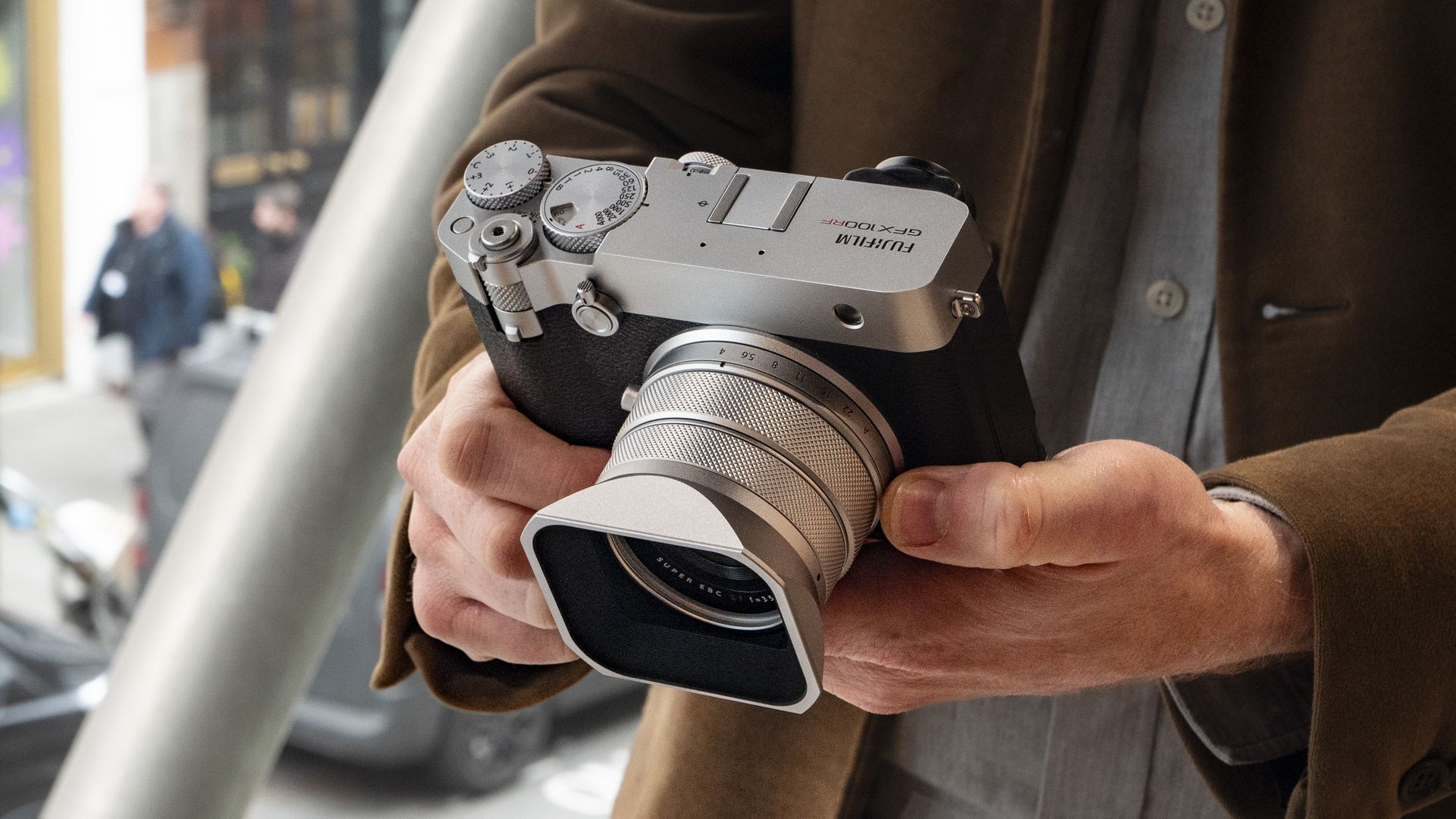 Fujifilm GFX100RF preorders are live: where to buy Fuji's latest medium ...