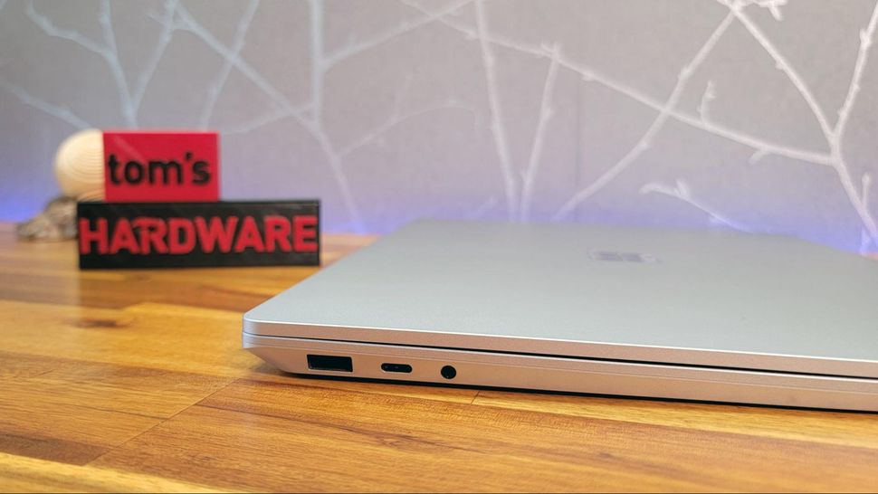 Microsoft Surface Laptop 5 (15-inch) Review: No Better Blues | Tom's ...