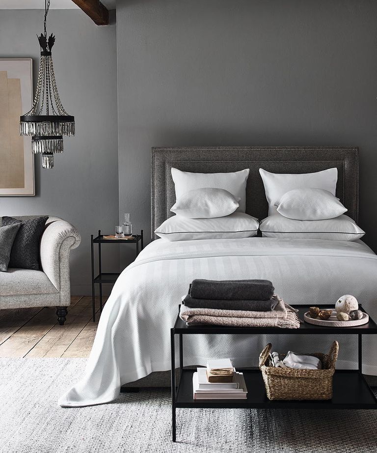 How to style a bed: A five-star hotel guide to styling a bed | Homes ...