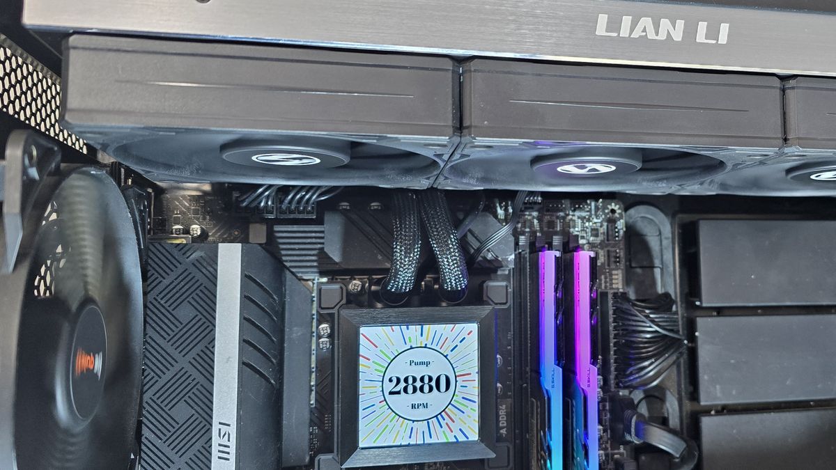 Lian Li Hydroshift LCD 360S Review: An innovative approach to tubing ...