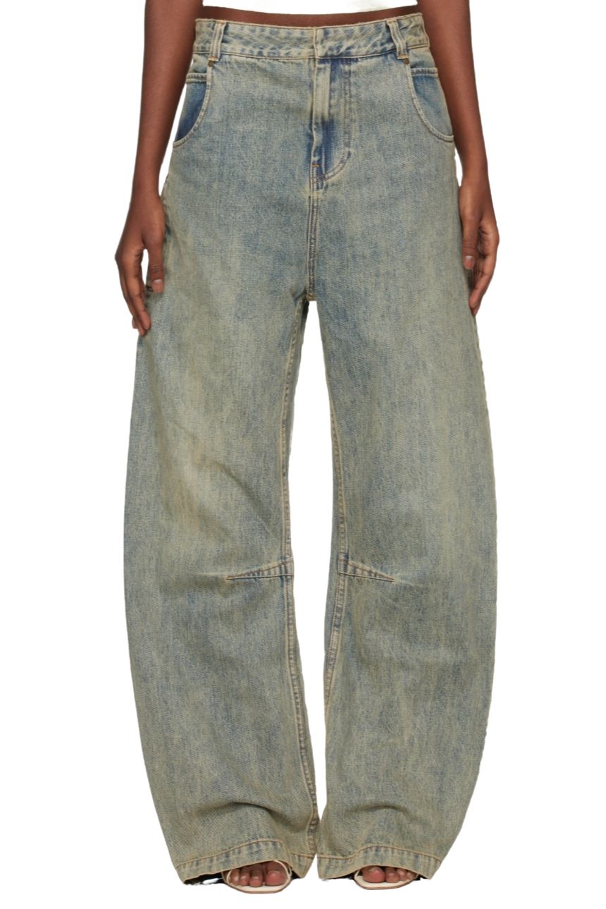 The 21 Best Barrel Jeans, According to a Celebrity Stylist | Marie Claire