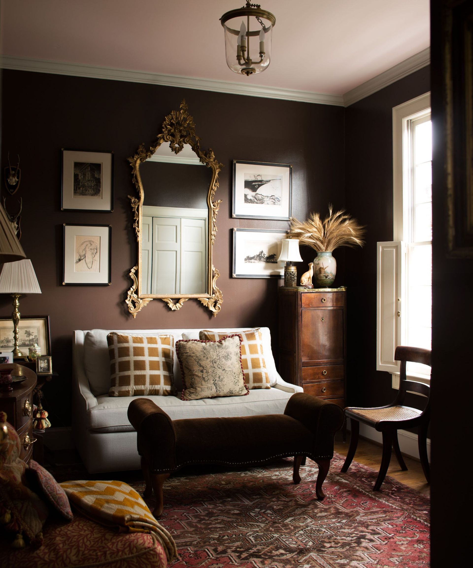 The best Benjamin Moore paint shades for creating a cozy living room ...