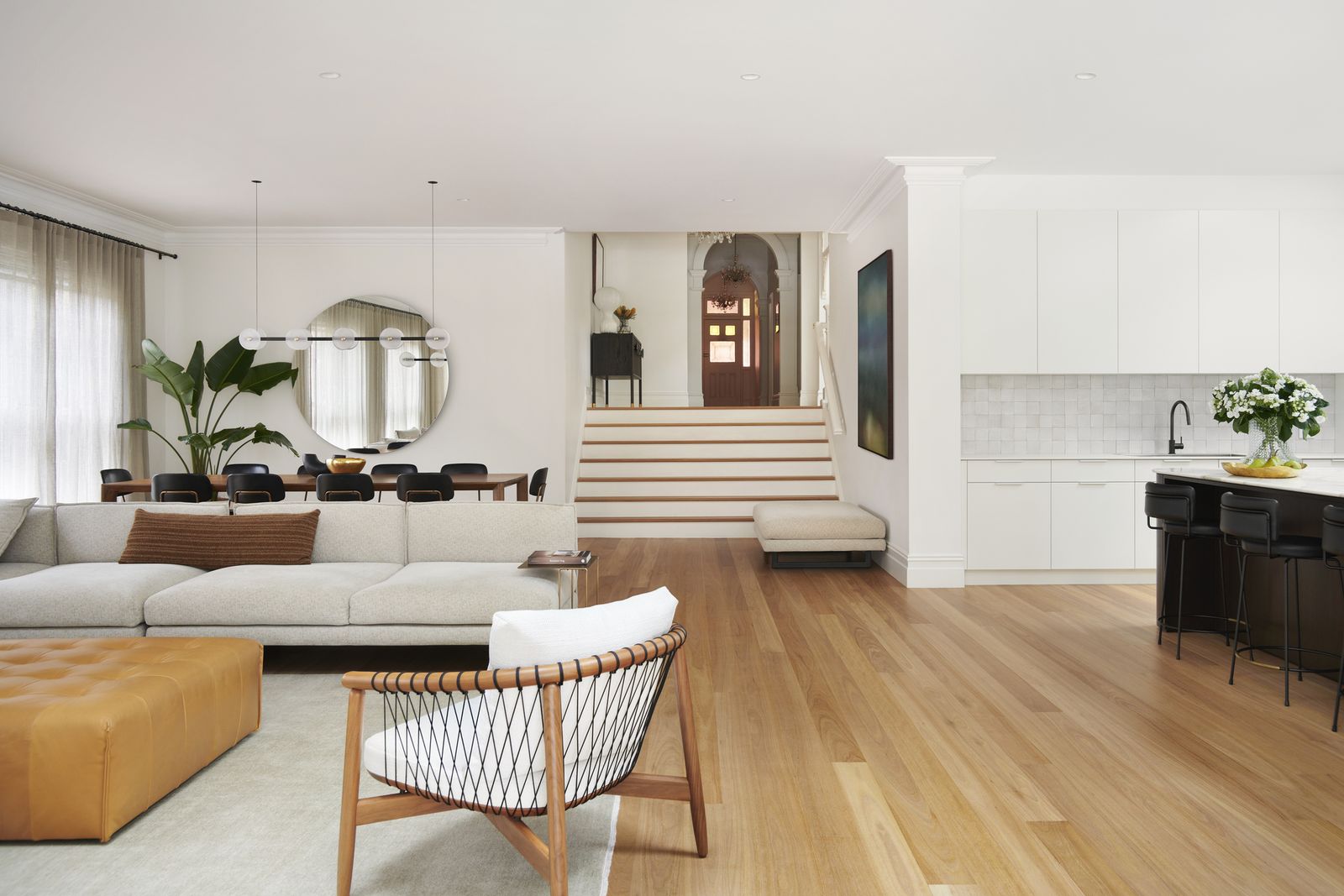 What colors go with grey rugs? 8 perfect pairings | Livingetc