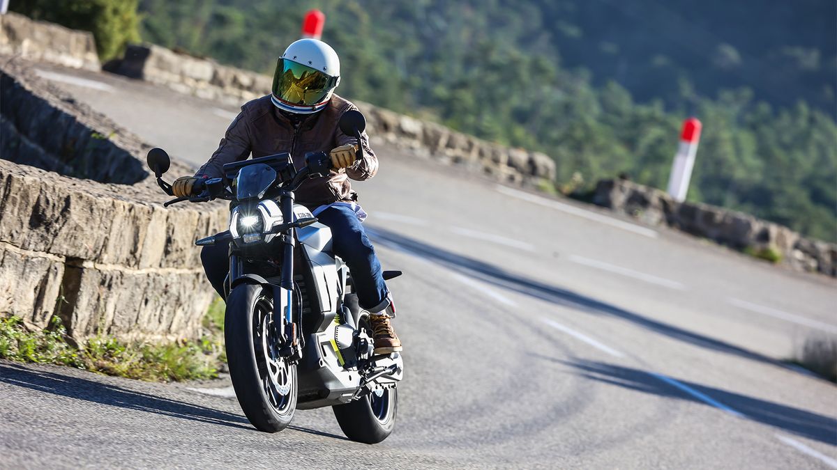 I’ve ridden Can-Am’s new electric motorcycles – and they’re the best ...