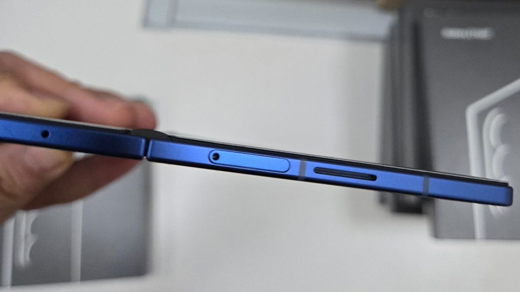 Finally! Real-life images of the Galaxy Z Fold 7 leak to show us the ...