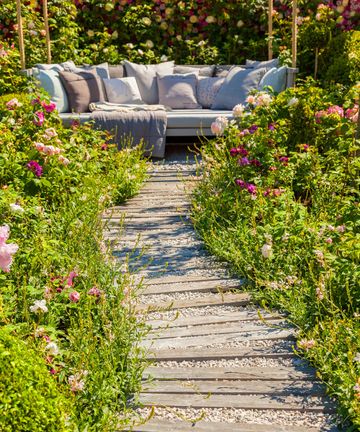 Garden path design rules: 5 tips from the experts | Homes and Gardens