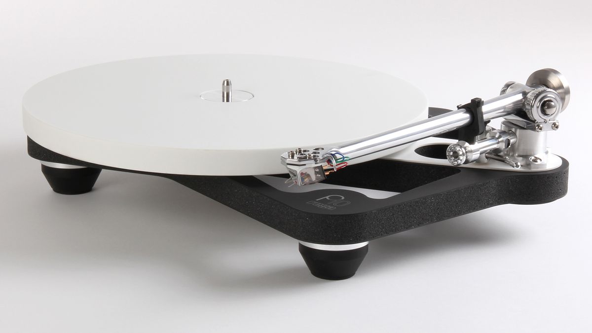 Rega Planar 10 / Apheta 3 review | What Hi-Fi?
