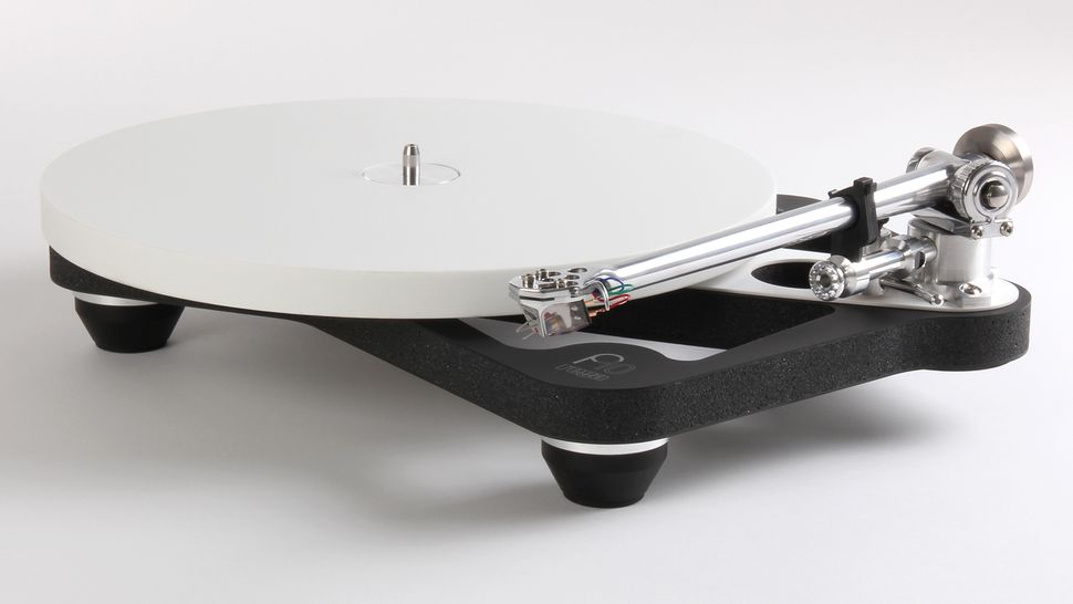 Rega Planar 10 / Apheta 3 review | What Hi-Fi?