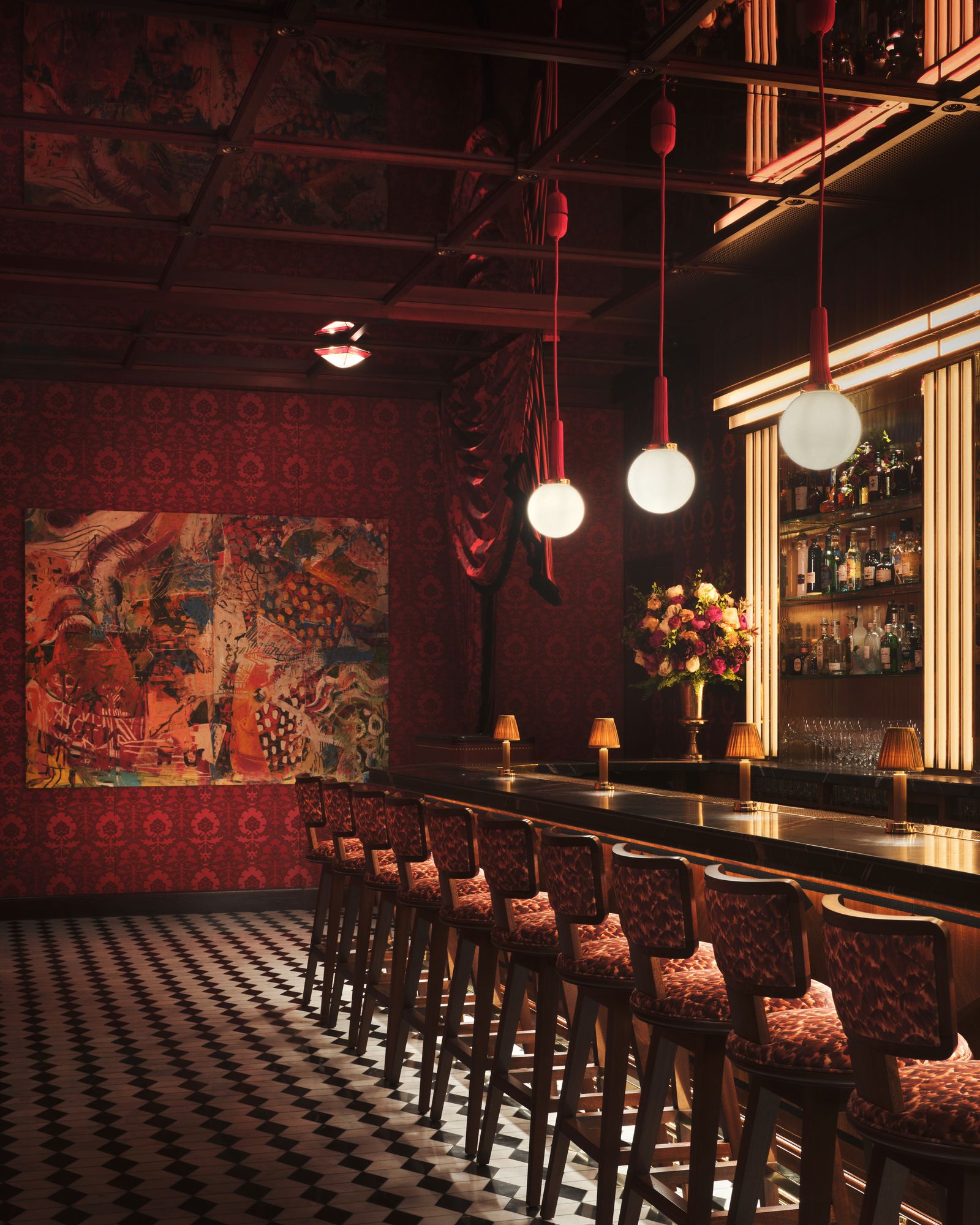 Carbone London Review — Interiors So Dazzling They Intoxicate You ...