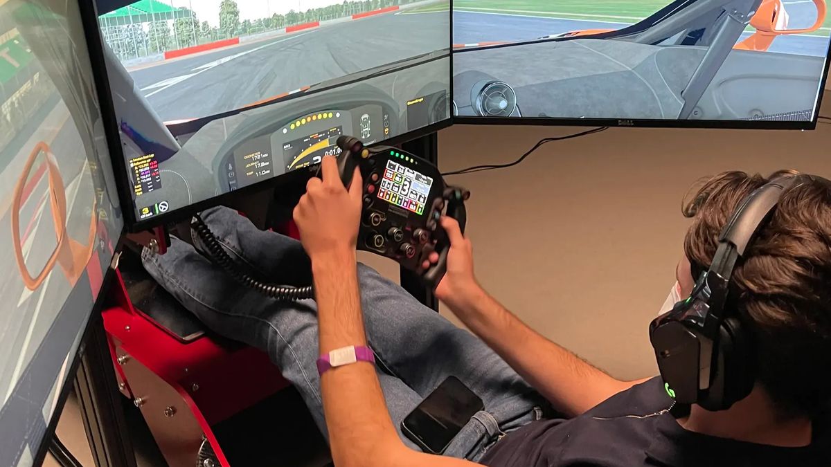 Pro athletes and wealthy gamers are spending thousands on these custom ...