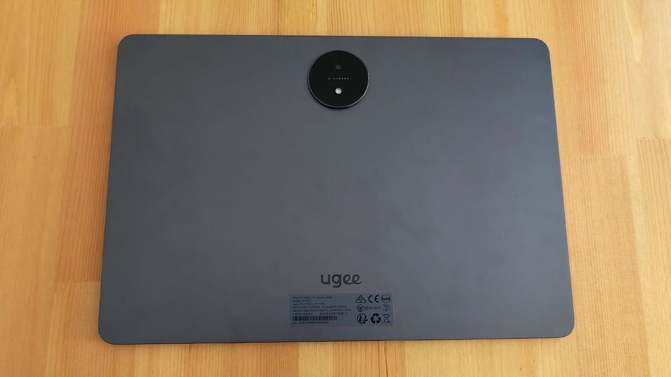 Ugee UT3 review: one of best budget Android drawing displays | Creative ...