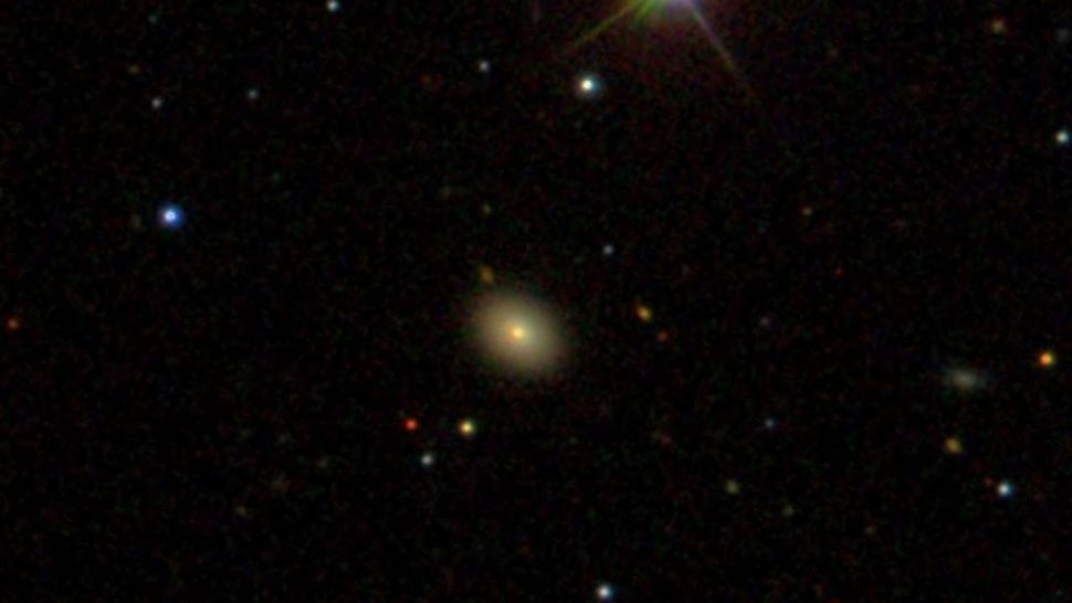 Doomed star circling supermassive black hole could be ripped apart in ...