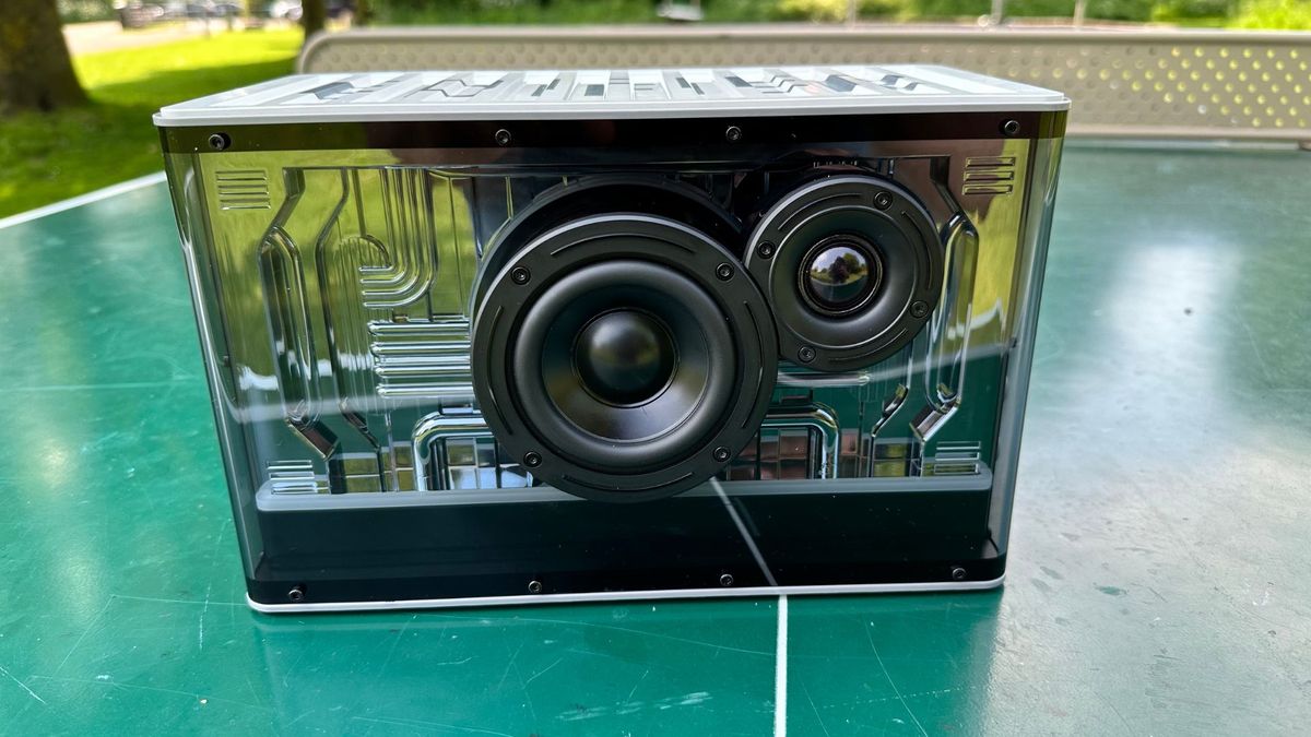 Edifier QD35 review: The Mono speaker that lights up | iMore