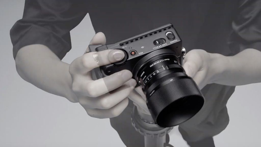 Sigma FP: super-small, full-frame mirrorless camera is confirmed ...