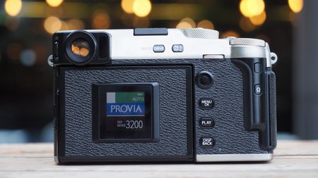 Just how trendy is vintage? Retro cameras outnumber fancy flagships on ...
