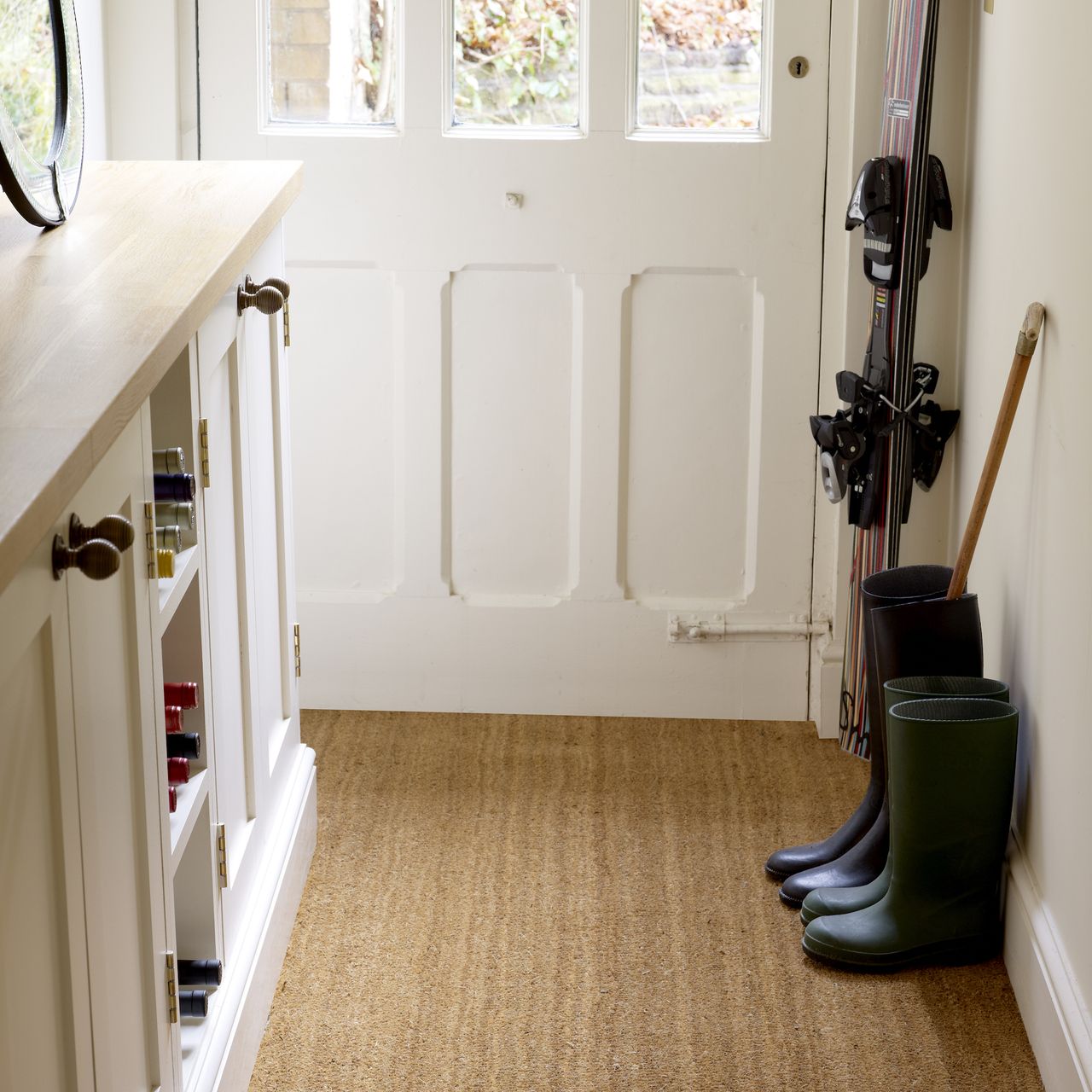 Hallway flooring ideas - 24 pretty and practical flooring solutions ...