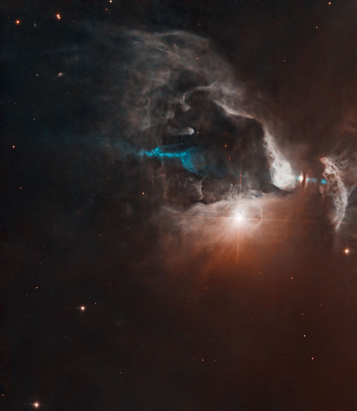 New star announces itself to Hubble with a stunning cosmic light show ...