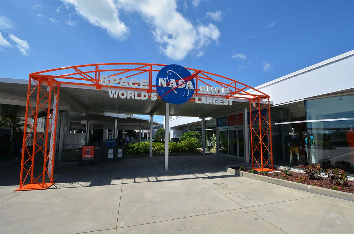 Apollo 11 Gantry Arm Lands in NASA Gift Shop (But Not for Sale) | Space