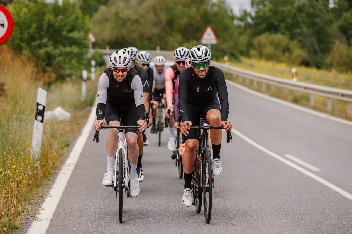 Aurum Magma first ride review: Have two Grand Tour winners produced a solid all-around race bike ...