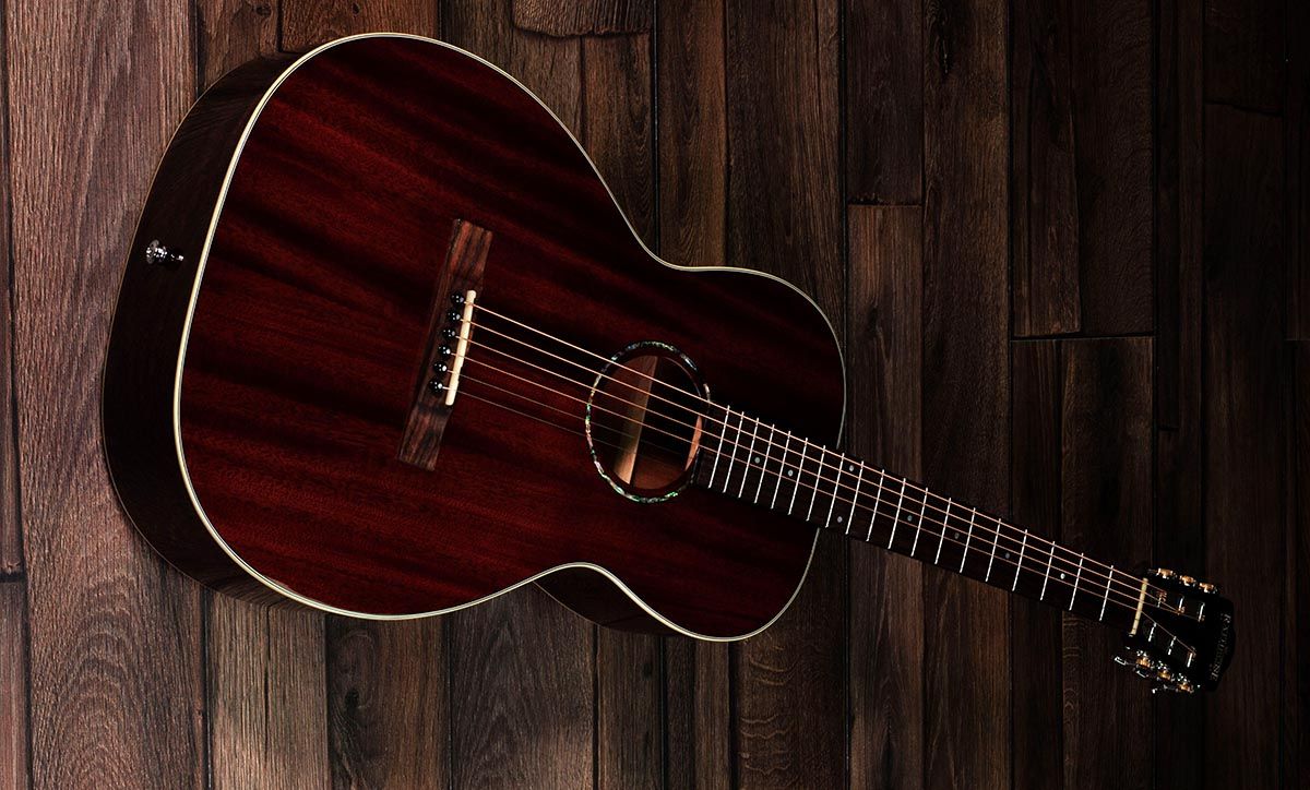 Rathbone debuts the stylish, affordable ‘No.6‘ parlour acoustic guitars ...