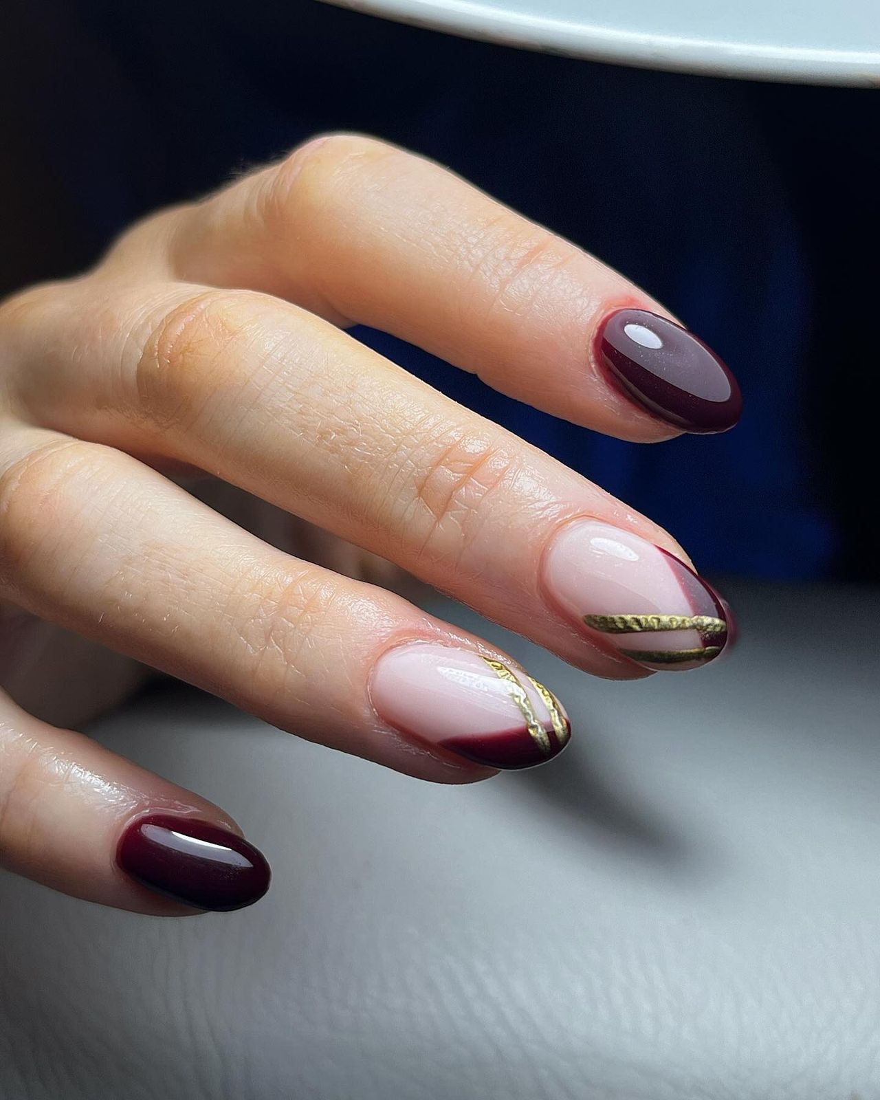 10 Burgundy and Gold Nail Designs To Try For Your Next Manicure | Who ...