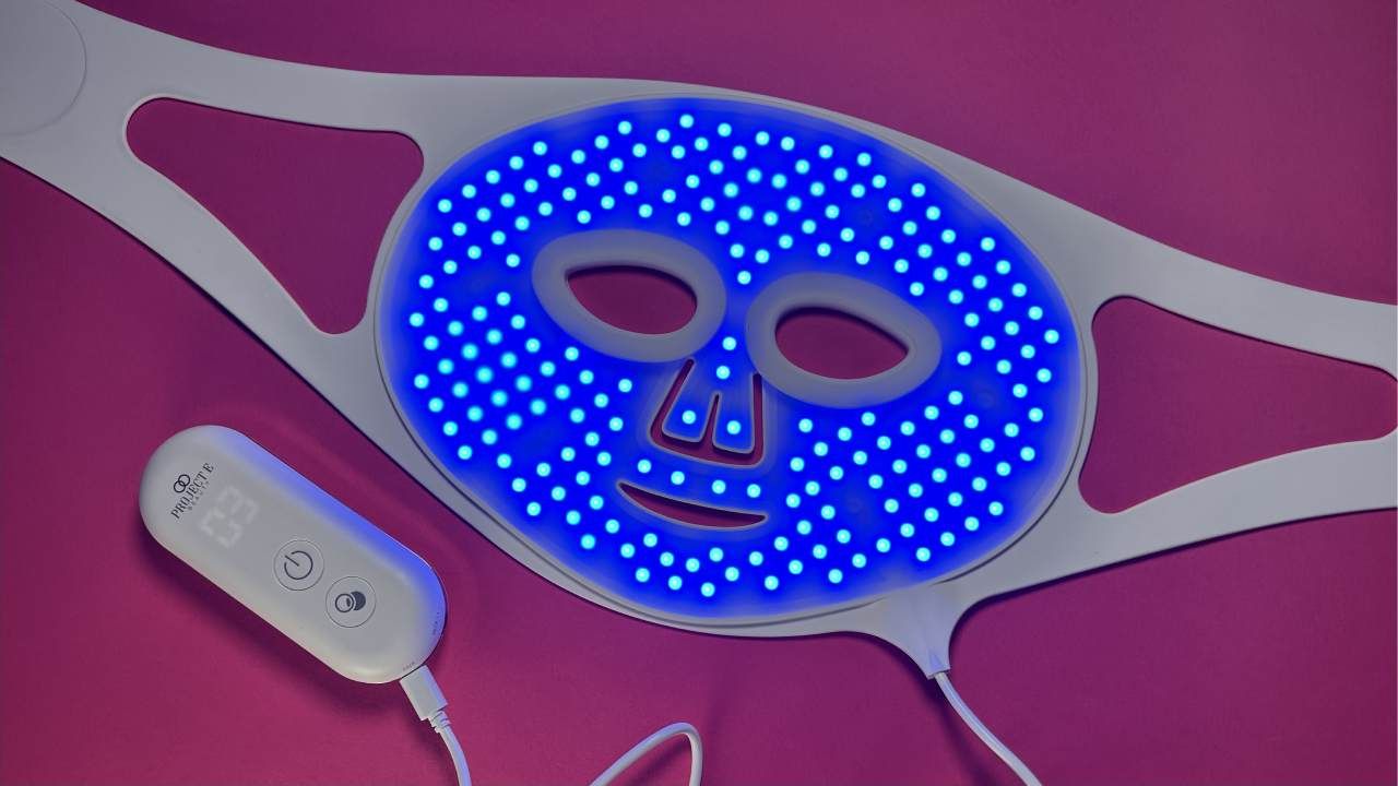 LumaLux Face Pro LED Light Therapy Mask review: the future of LED face ...
