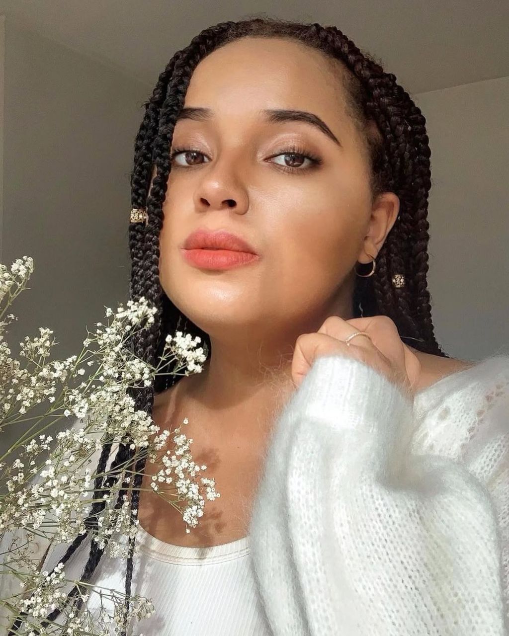 Why Soft Blur Makeup Is Set For a Major Moment In 2025 | Who What Wear