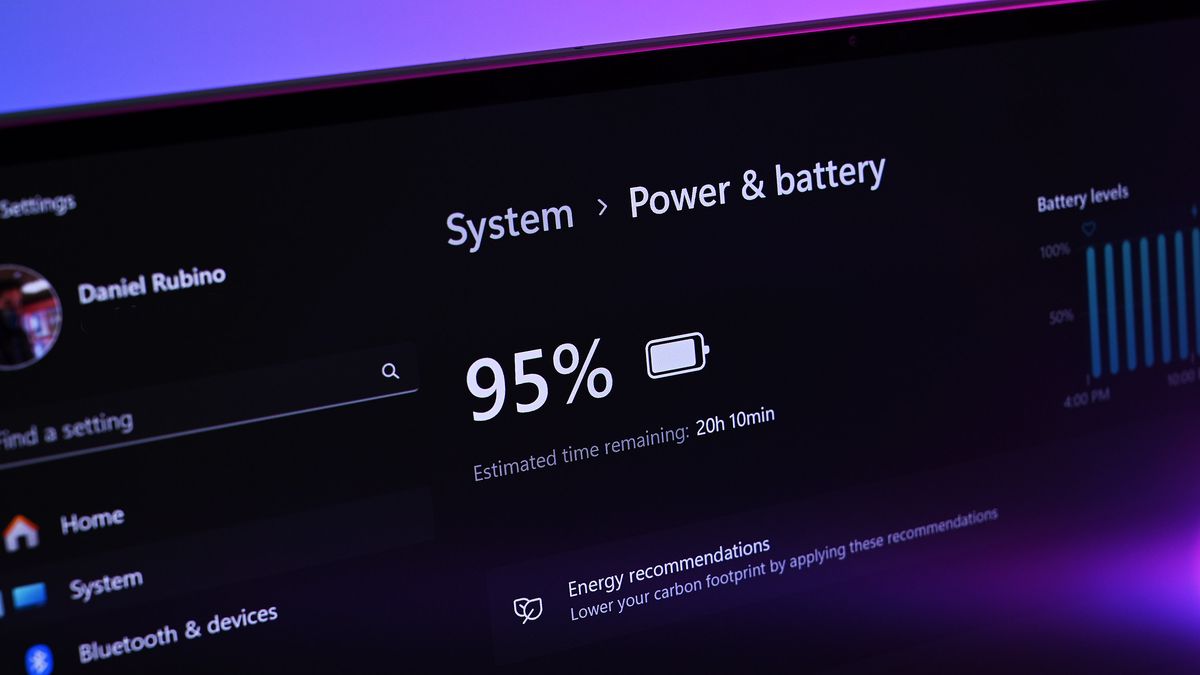 Review: Dell XPS 14 sets the bar for small, powerful Windows laptops ...