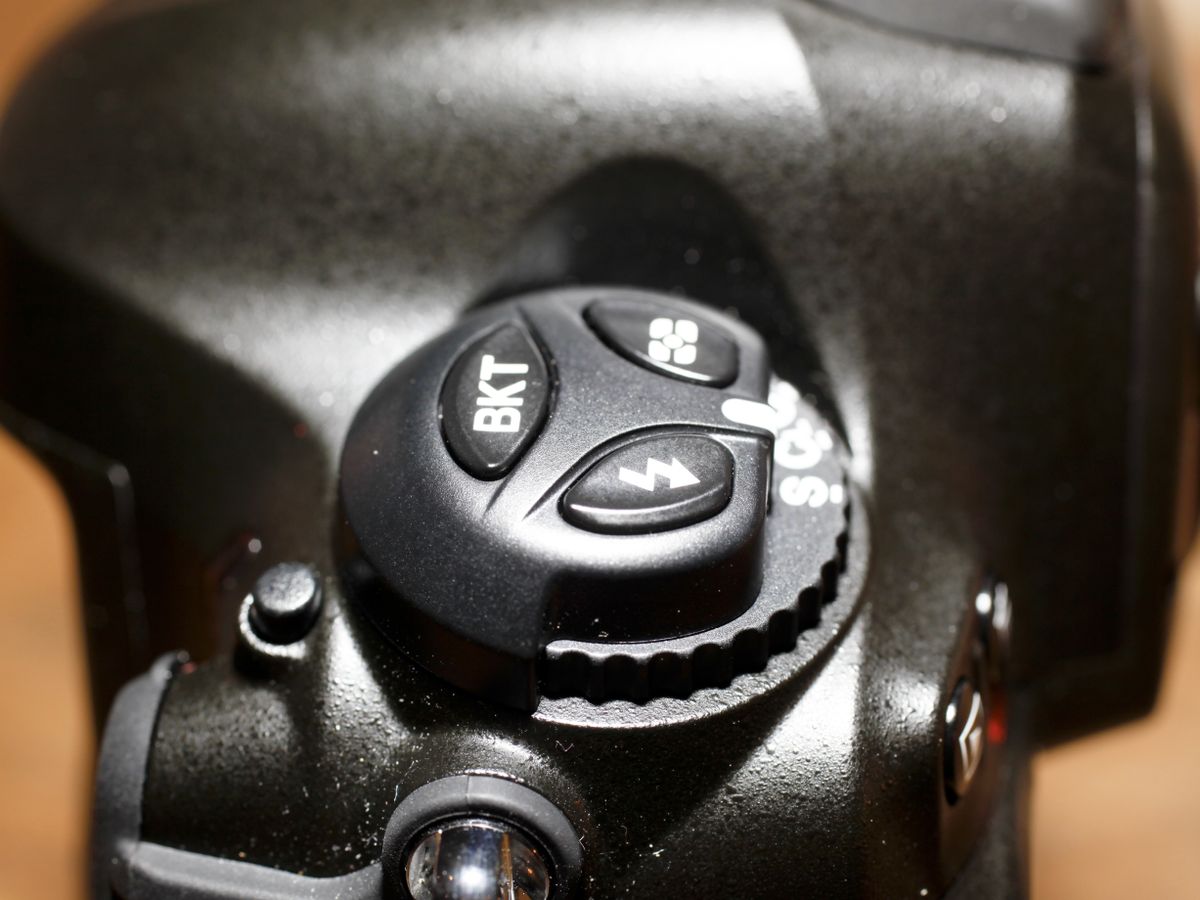Build and handling - Nikon D4 review - Page 2 | TechRadar