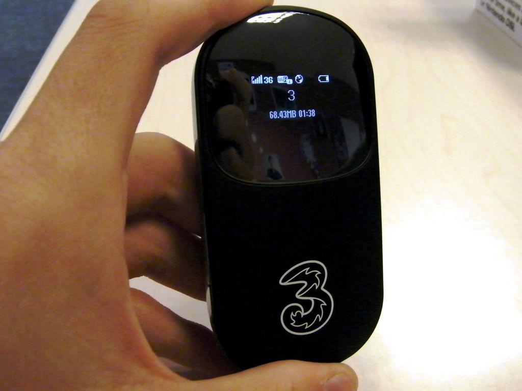 Three MiFi E585 review | TechRadar