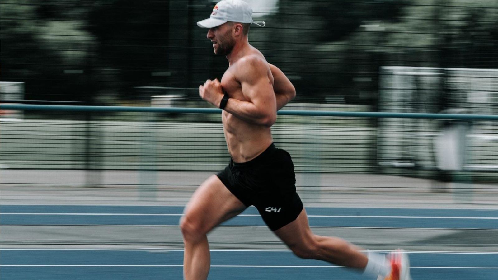 Jake Dearden’s Hyrox training regime and 4000-calorie diet | T3