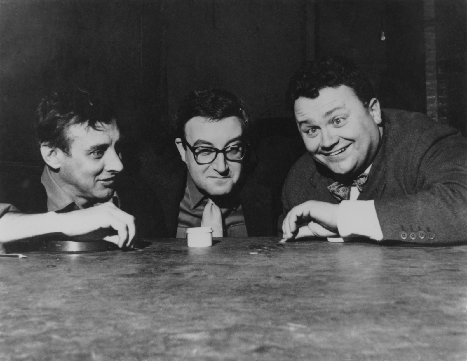 'Squopping and squidging': Who invented tiddlywinks? | Country Life