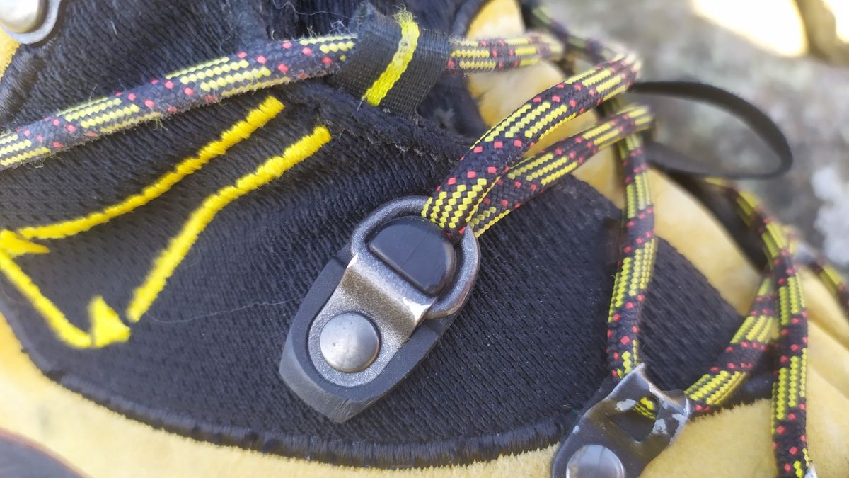 Parts of a hiking boot: boots deconstructed | Advnture