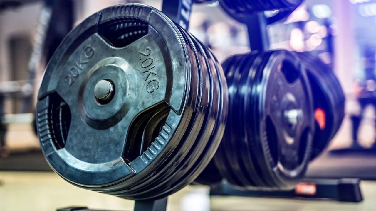 How often should you lift weights? | Fit&Well