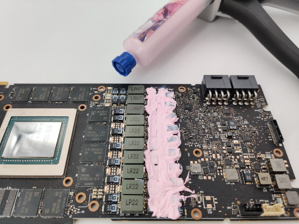 Pink thermal paste launches with TIM 'caulk gun' for application ...