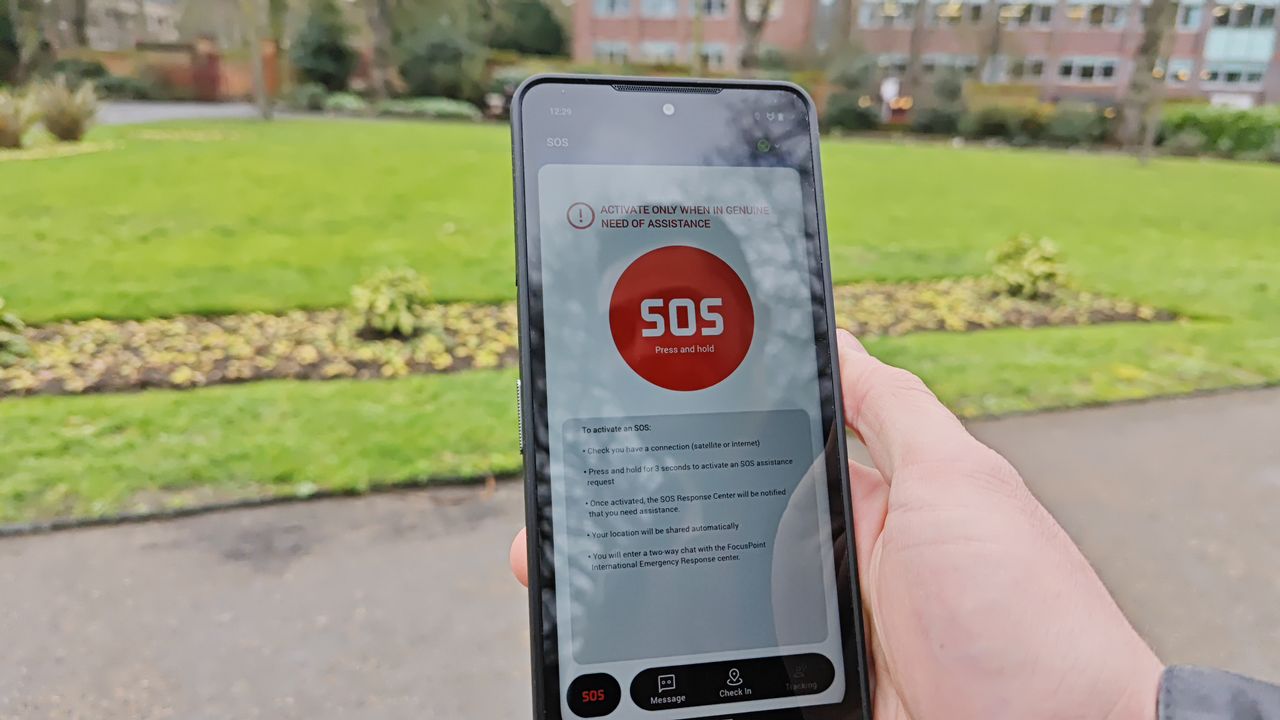 I've used the new Motorola Defy with Bullitt Satellite Messenger – it's fantastic | T3