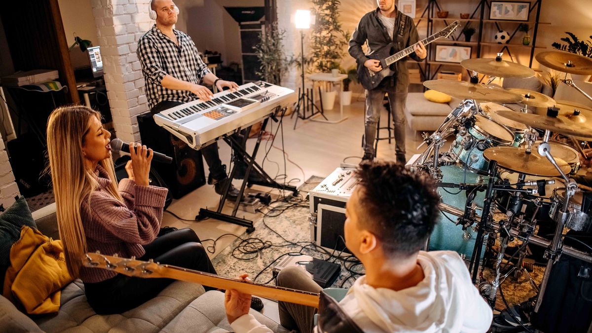 A guitarist's guide to getting more out of your band rehearsals ...