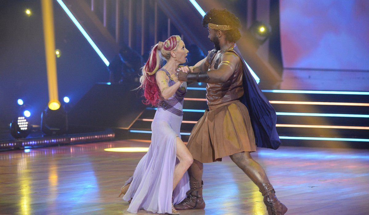 All 14 Dancing With The Stars Season 29 Disney Night Costumes, Ranked ...