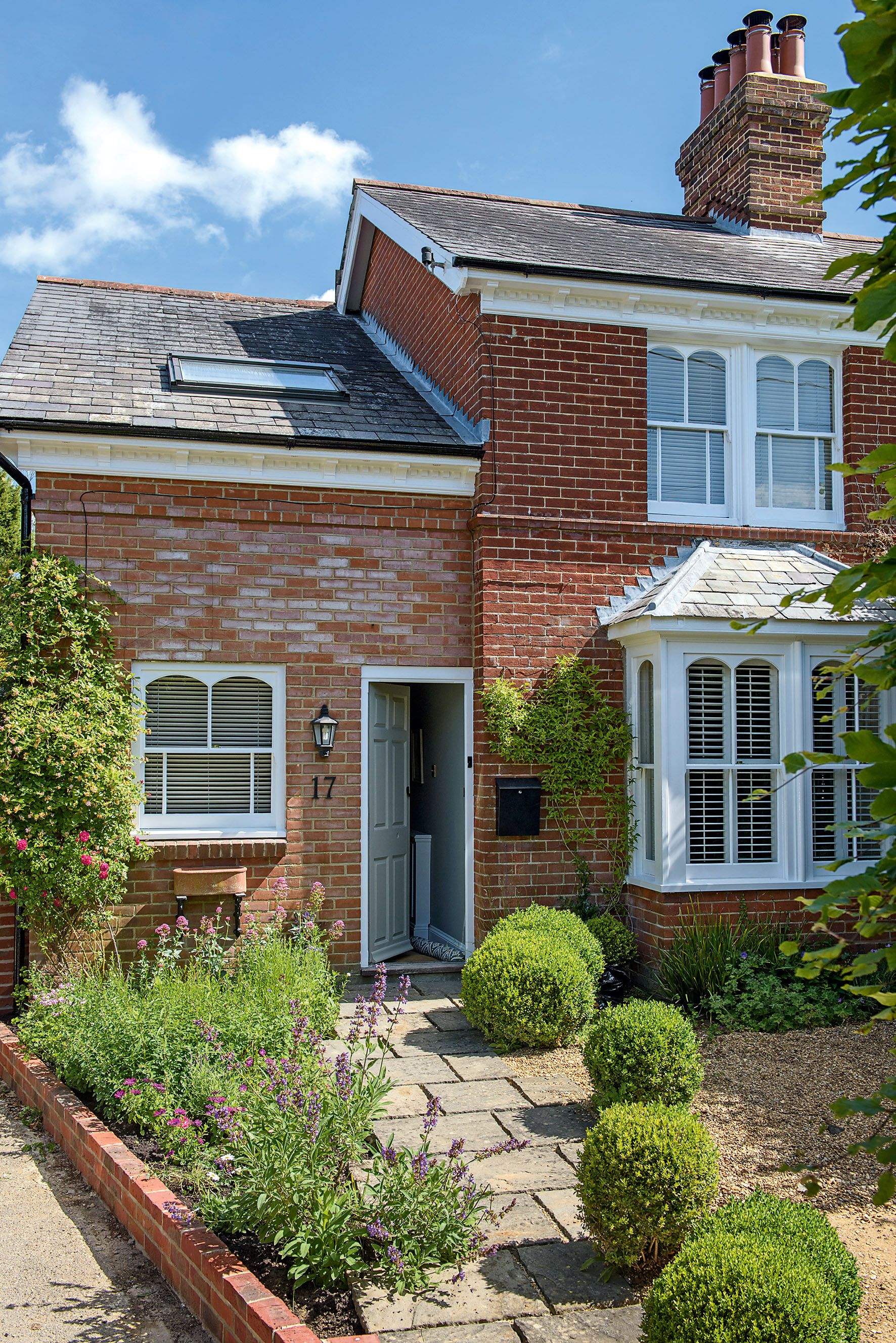 25 front garden ideas to smarten up your home's exterior | Gardeningetc