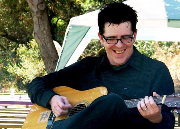 Memorial Fund Set Up in Honor of Bernie Corrigan of Schecter Guitars ...