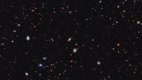 Early galaxies weren't mystifyingly massive after all, James Webb Space ...