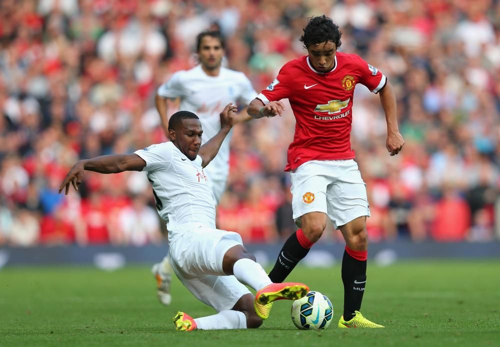 Rafael backs Man United to launch title tilt | FourFourTwo