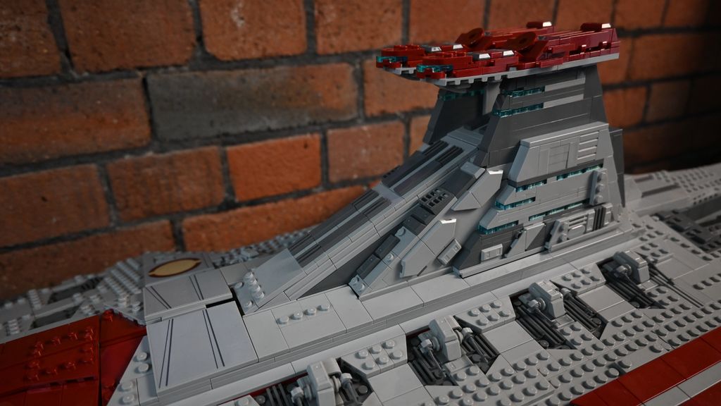 Lego UCS Venator review: "A stunning model, and one of the best UCS ...